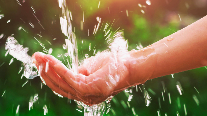 Blaasontsteking - Meer water drinken om de kans op cystitis te verkl ...